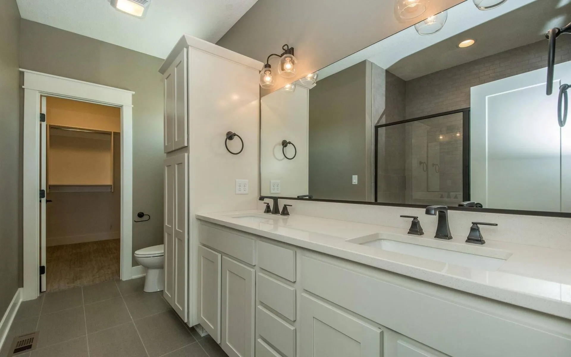 Buy Vicostone Crystal Salt Quartz Full Slabs Online | CountertopSmart