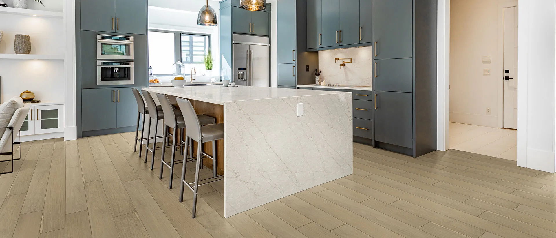 Buy Q Quartz Lumataj Quartz Full Slabs Online | CountertopSmart